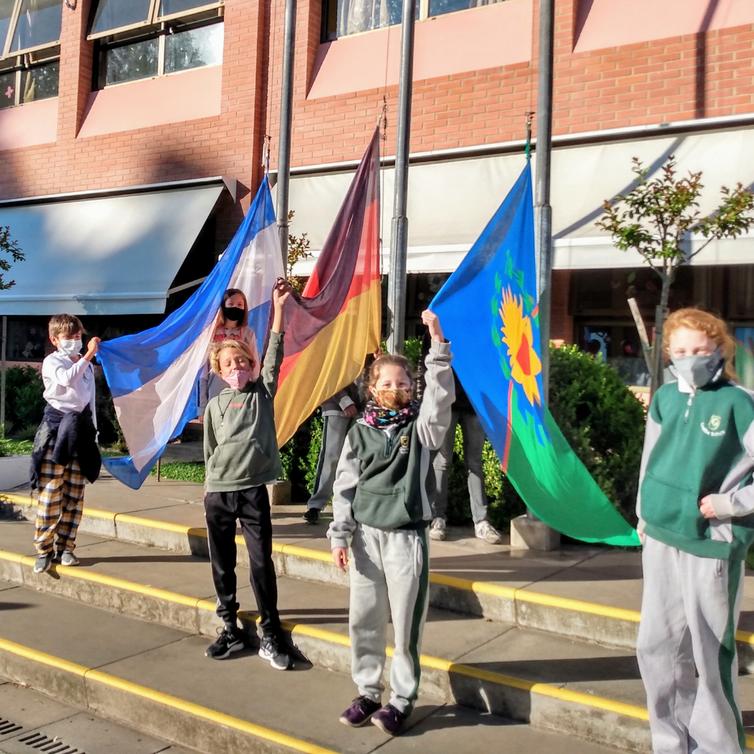 Y un día volvimos a izar nuestras banderas | Goethe-Schule